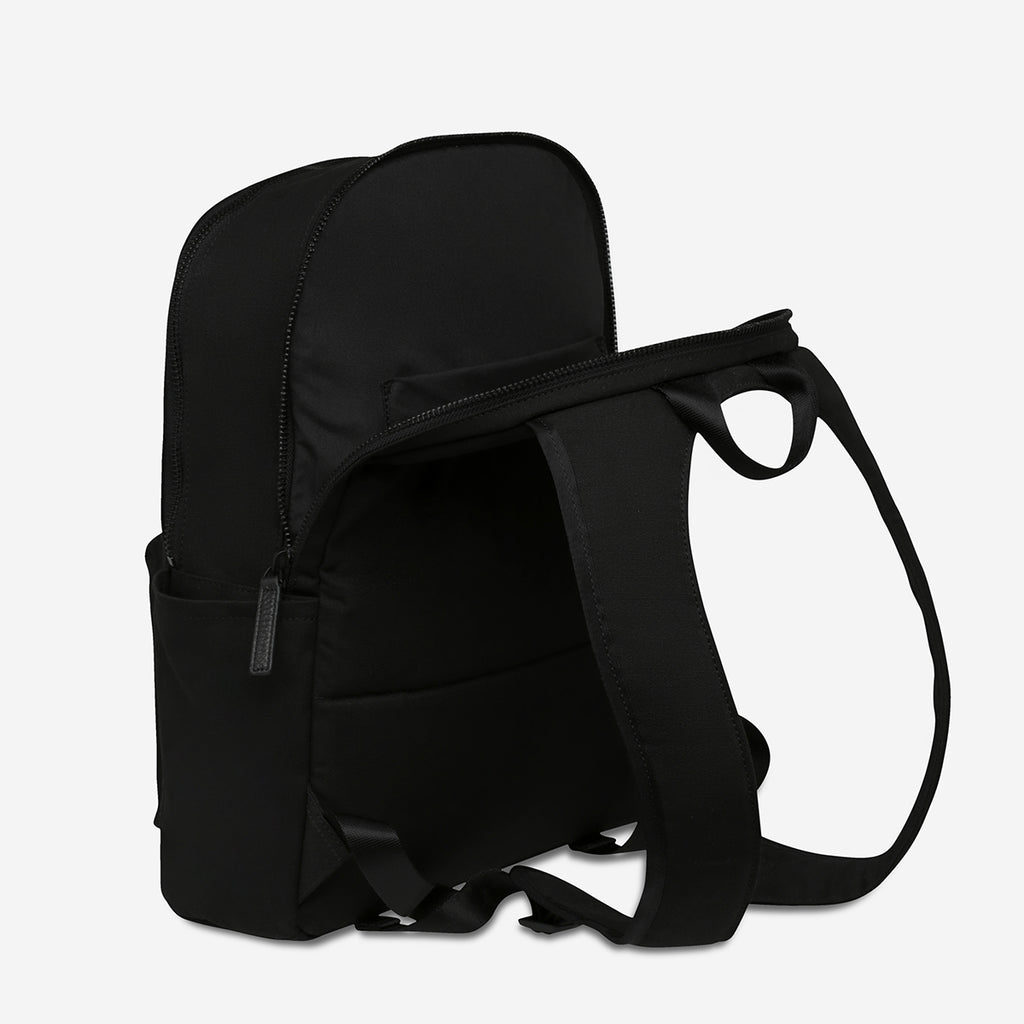 Good Kid Black Backpack | Status Anxiety®